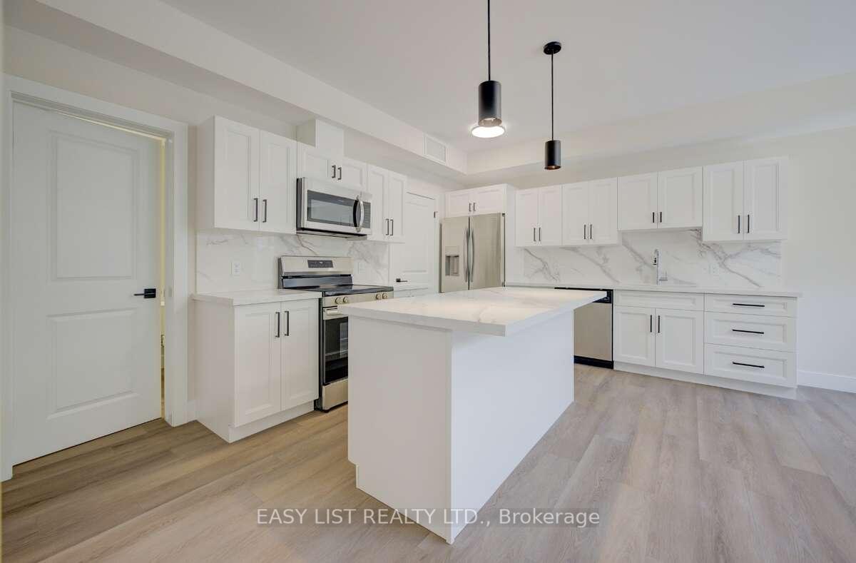 1 - 17 Peter Street, Kitchener, ON N2G 3J5