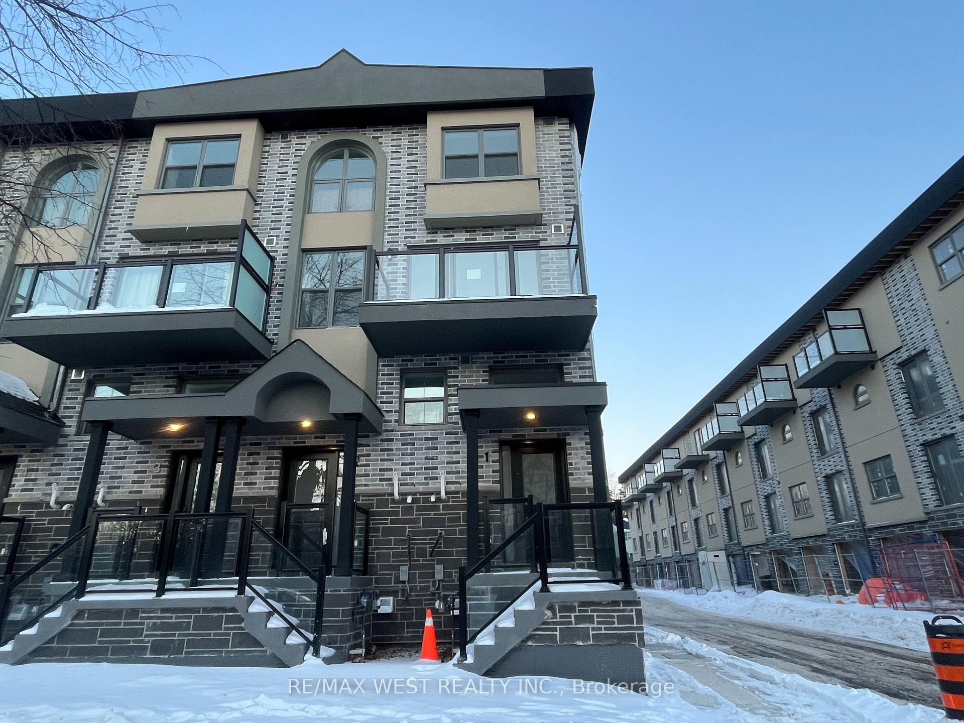 1 - 200 Railway Engine House Way, Whitby, ON L1N 0P7