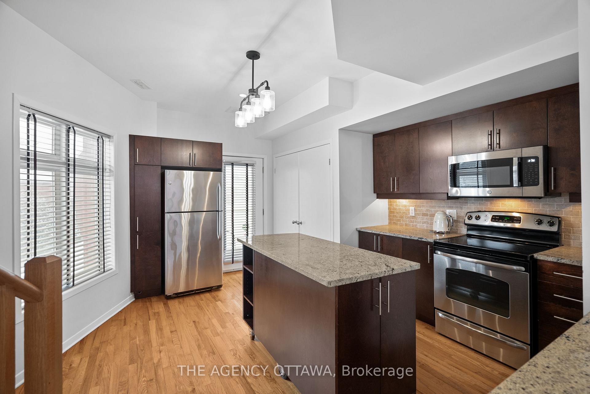 1 - 4 Sherbrooke Avenue, West Centre Town, ON K1Y 1R7