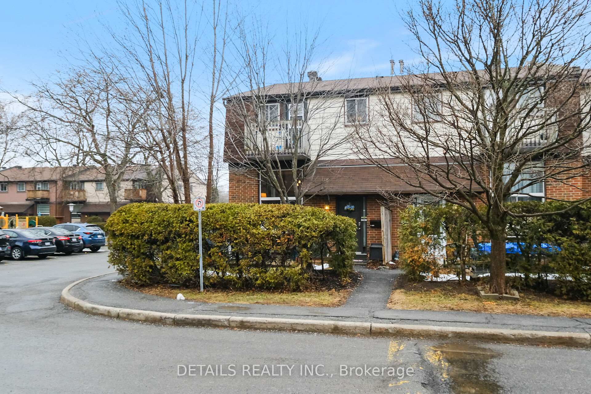 1 - 405 Montfort Street, Vanier and Kingsview Park, ON K1L 8G8