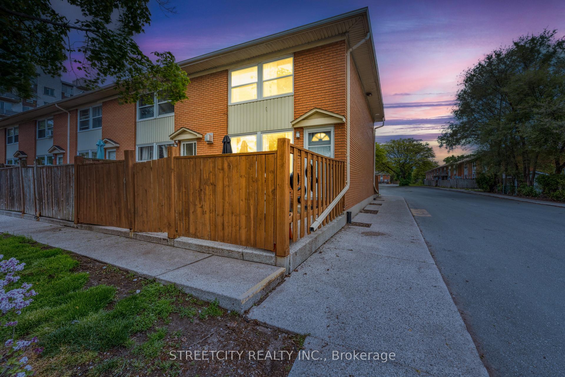 1 - 834 Exmouth Street, Sarnia, ON N7T 5R2