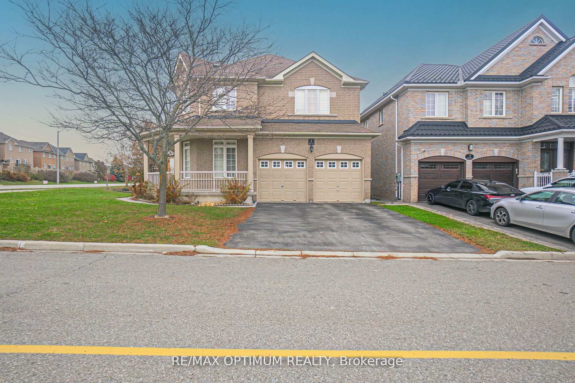 1 Fahey Drive, Brampton, ON L6Y 0N7