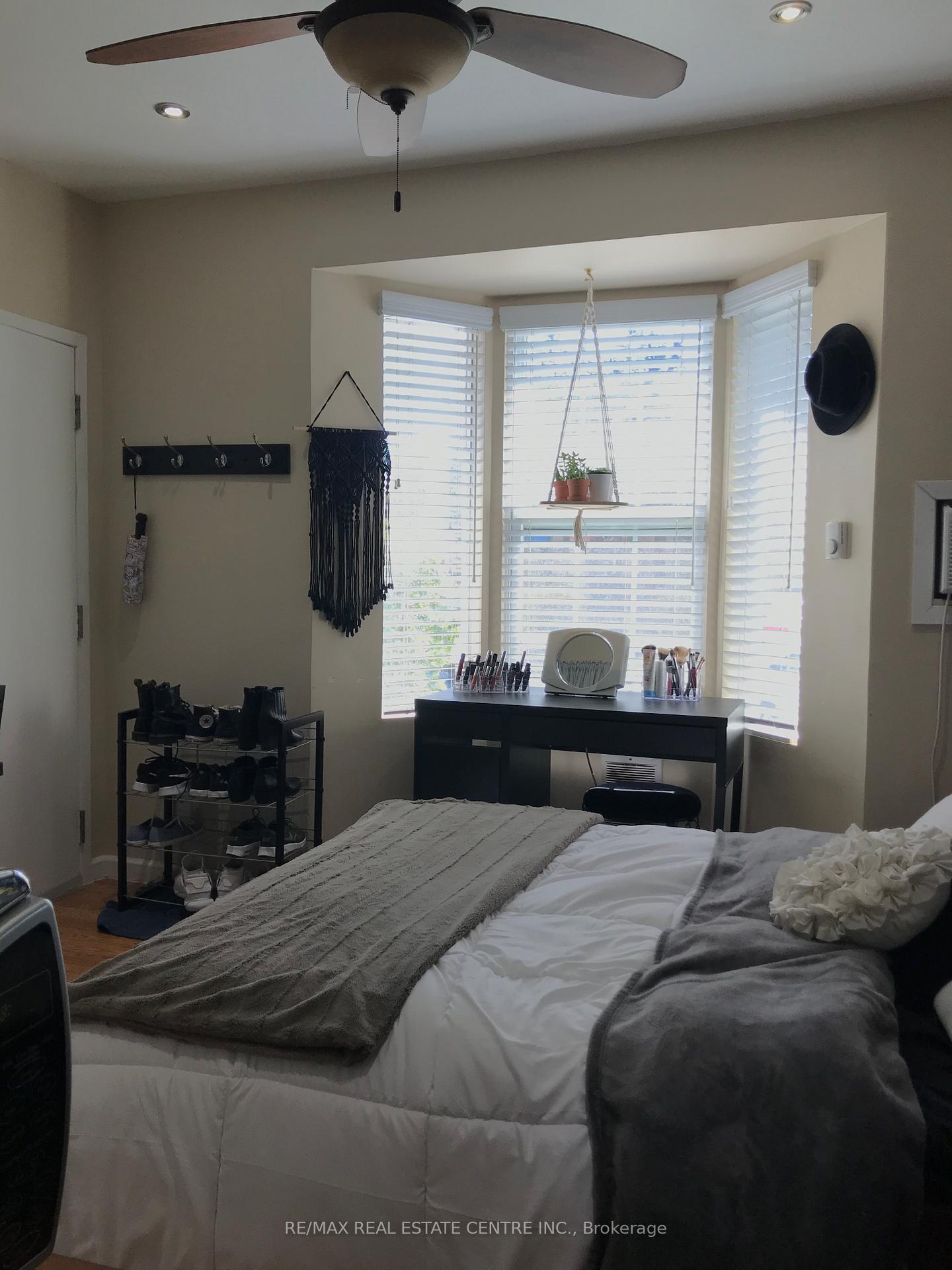 Main Level Studio - 1 Hiawatha Road, Toronto, ON M4L 2X7