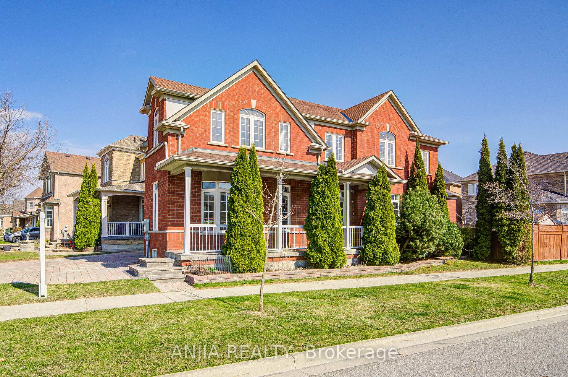 1 Outlook Terrace Drive, Markham, ON L6E 1K1