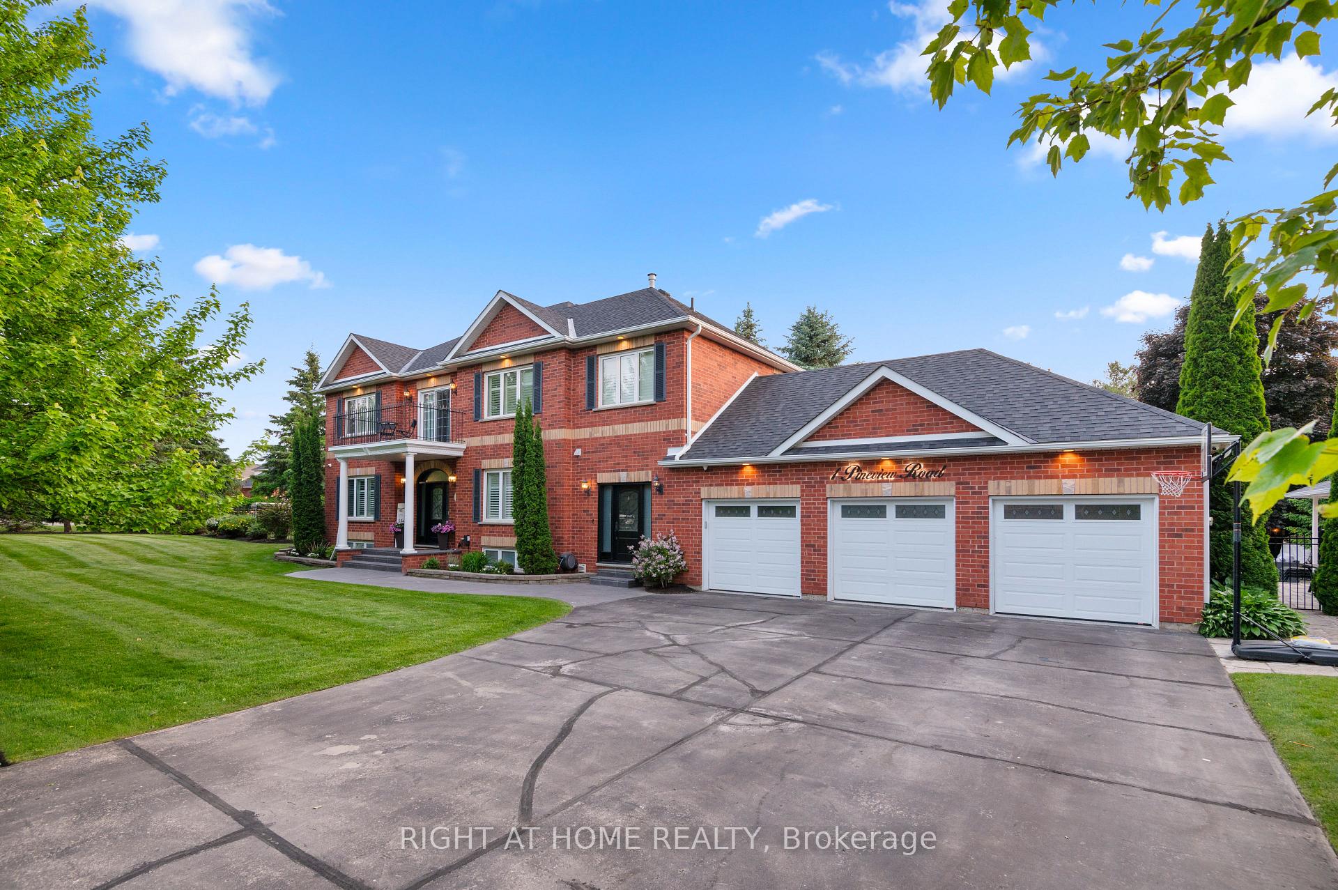 1 Pineview Road, Mono, ON L9W 4A1