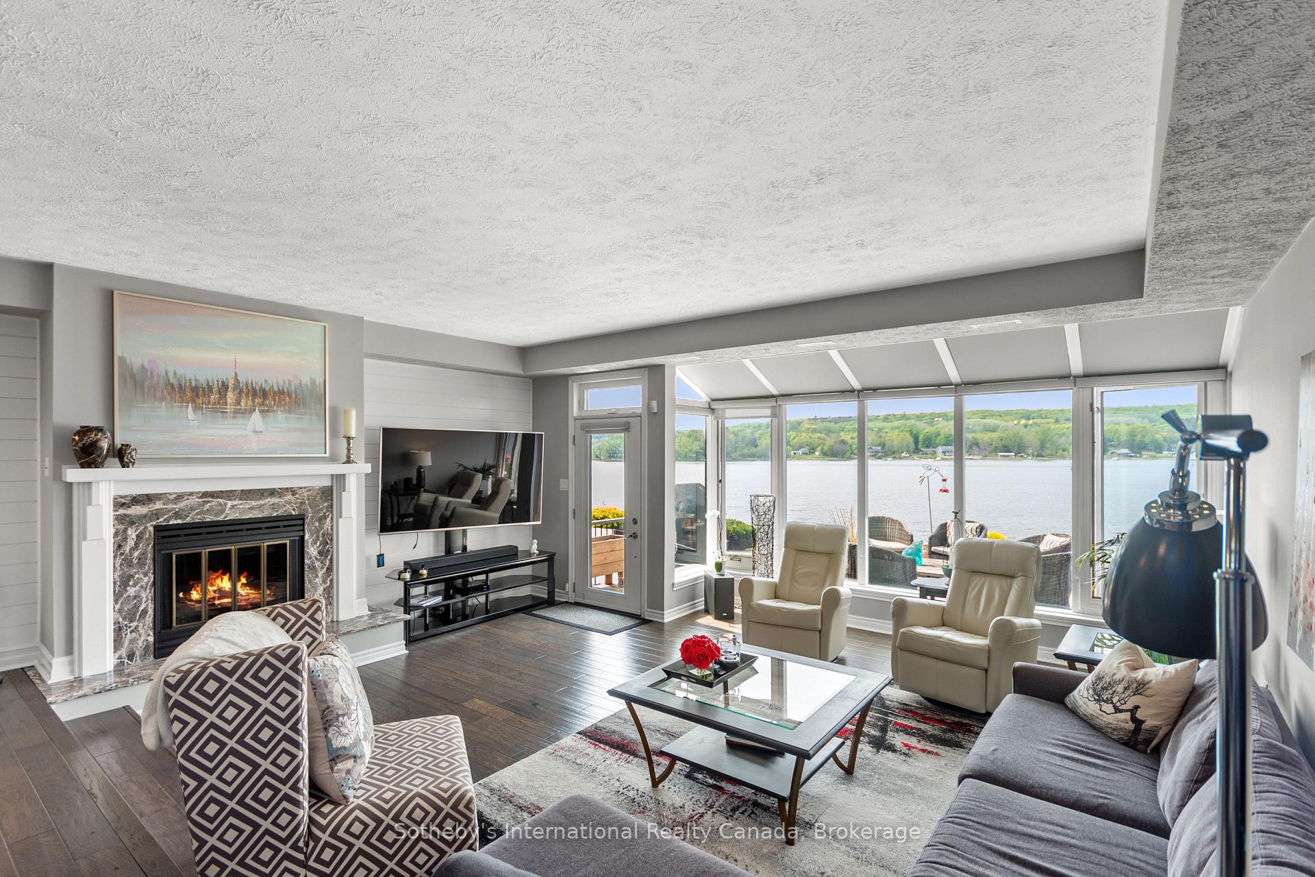 10 - 8 Beck Boulevard, Penetanguishene, ON L9M 1C3