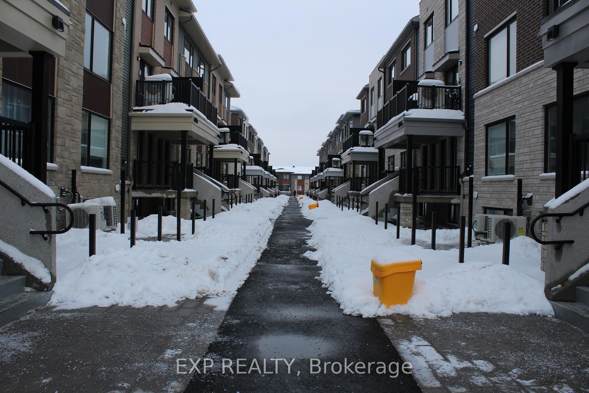 10 - 801 Glenroy Gilbert Drive, Barrhaven, ON K2J 5W4