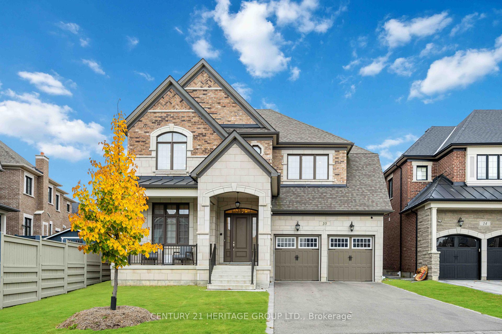 10 Chorus Crescent, Vaughan, ON L4H 4W3