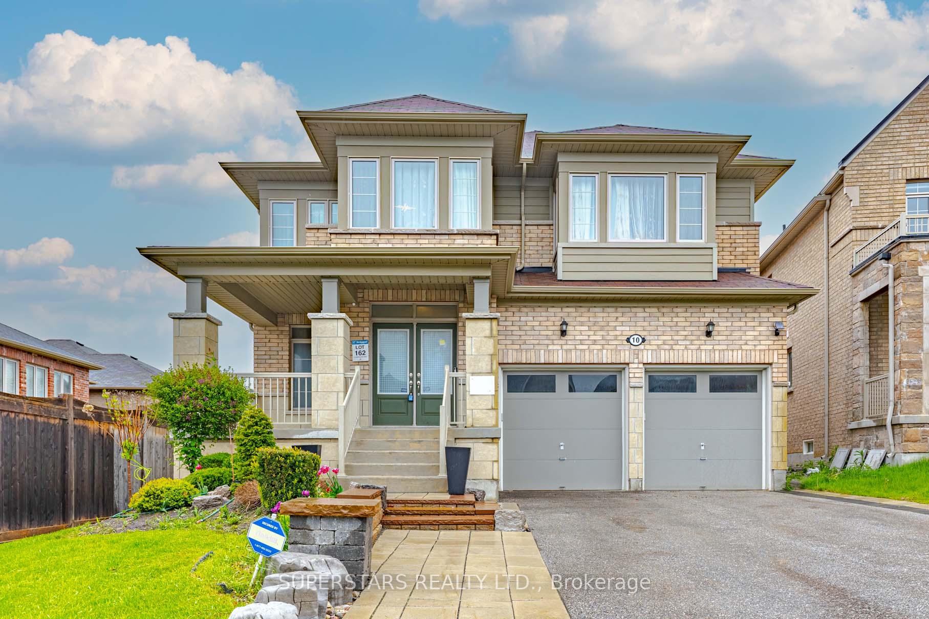 10 Deepwood Crescent, East Gwillimbury, ON L9N 0P8