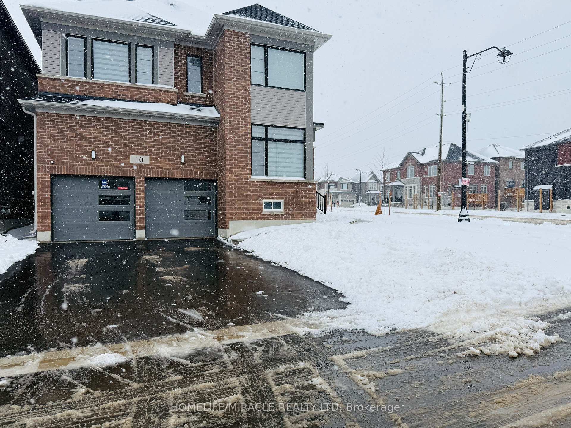 10 Gibson Drive, Erin, ON N0B 1T0