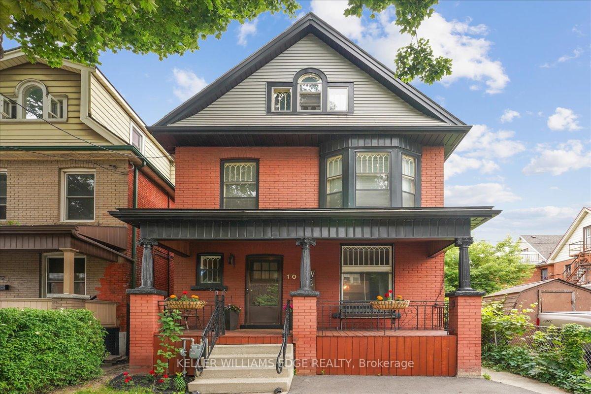 10 Huntley Street, Hamilton, ON L8L 5X8