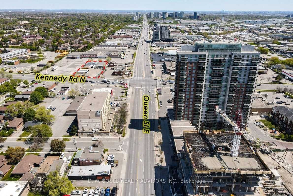 10 Kennedy Road N, Brampton, ON L6V 1X4