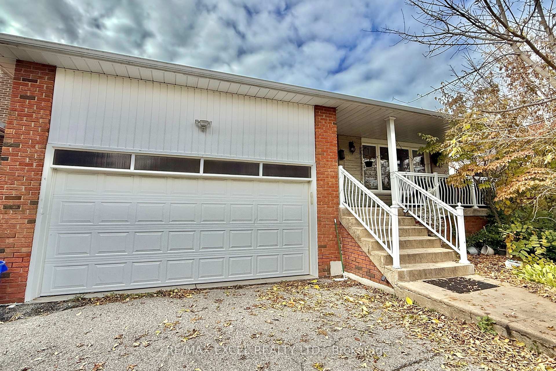 Main - 10 Kersey Crescent, Richmond Hill, ON L4C 3W3