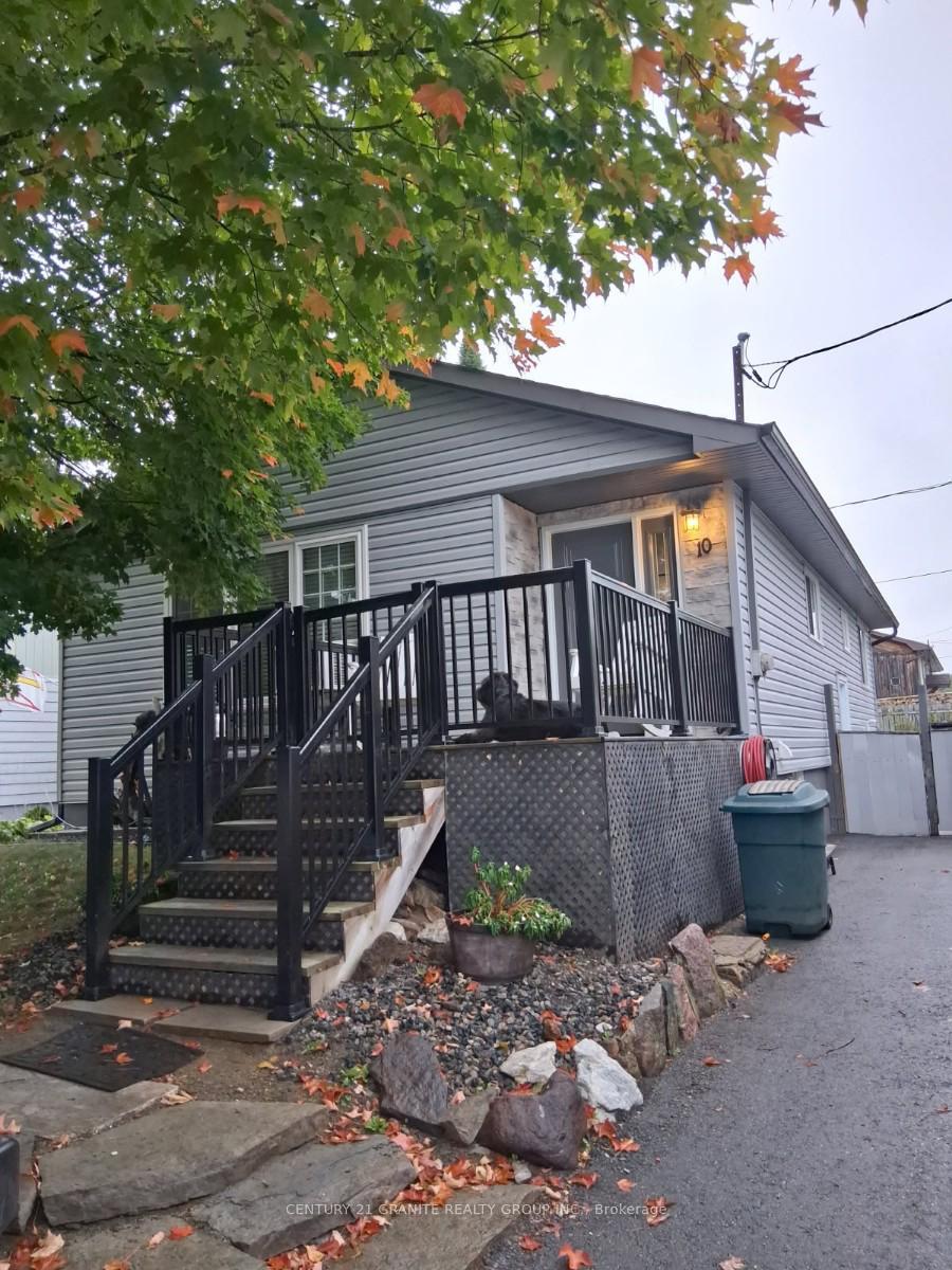 10 Magnolia Street, Highlands East, ON K0L 1M0