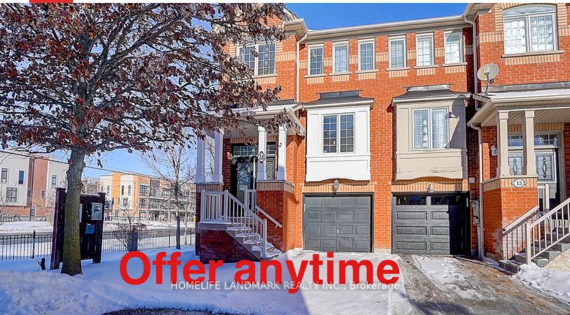 14 - 10 Old Colony Road, Richmond Hill, ON L4E 4L4
