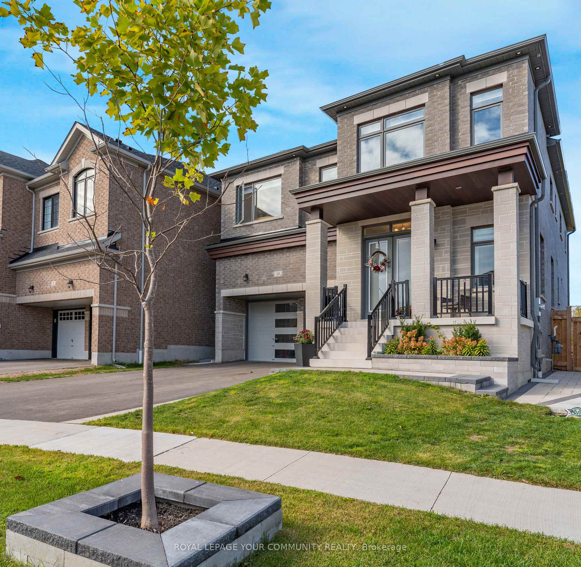 10 Priory Drive, Whitby, ON L1P 0K9