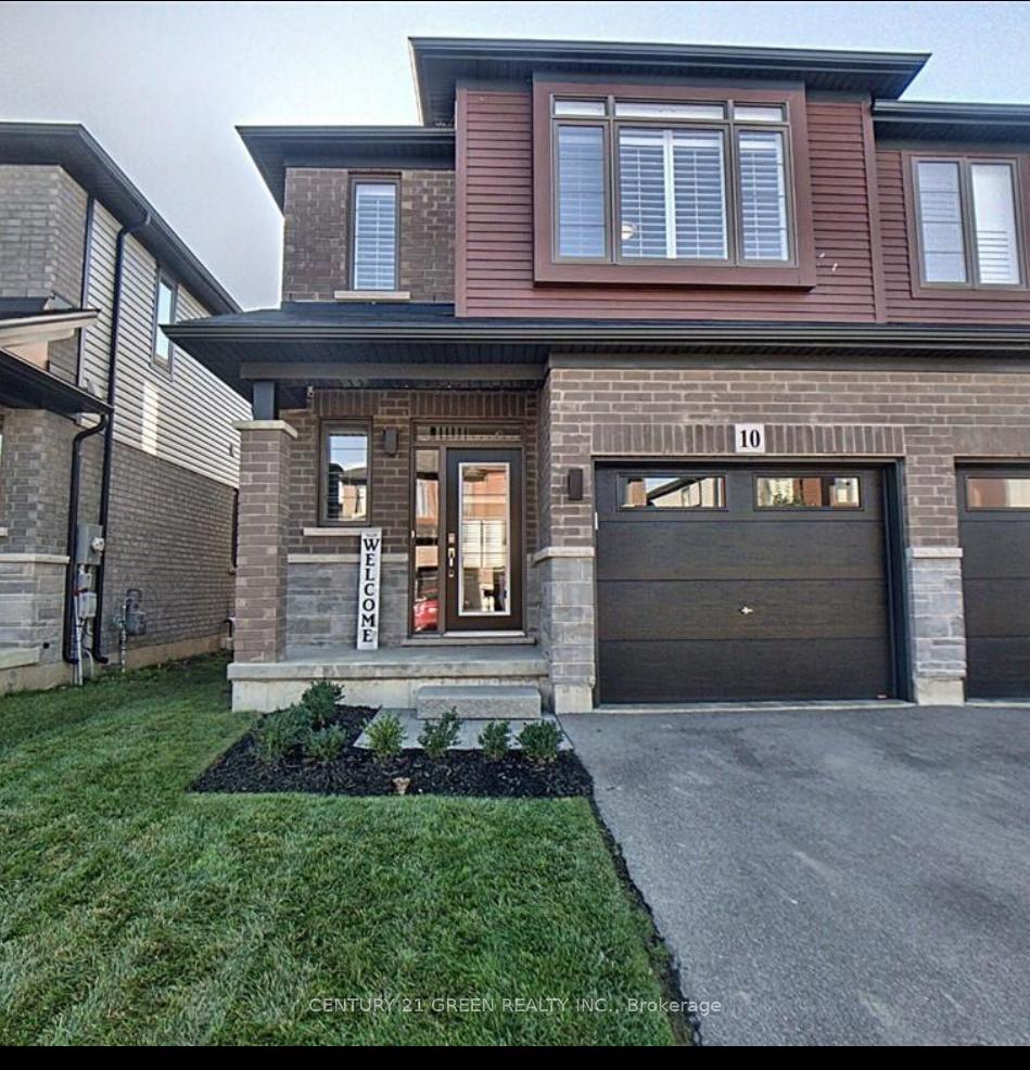 10 Rouley Lane, Hamilton, ON L9G 0G5