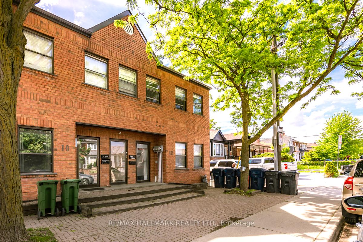10 Snider Avenue, Toronto, ON M6E 4R9
