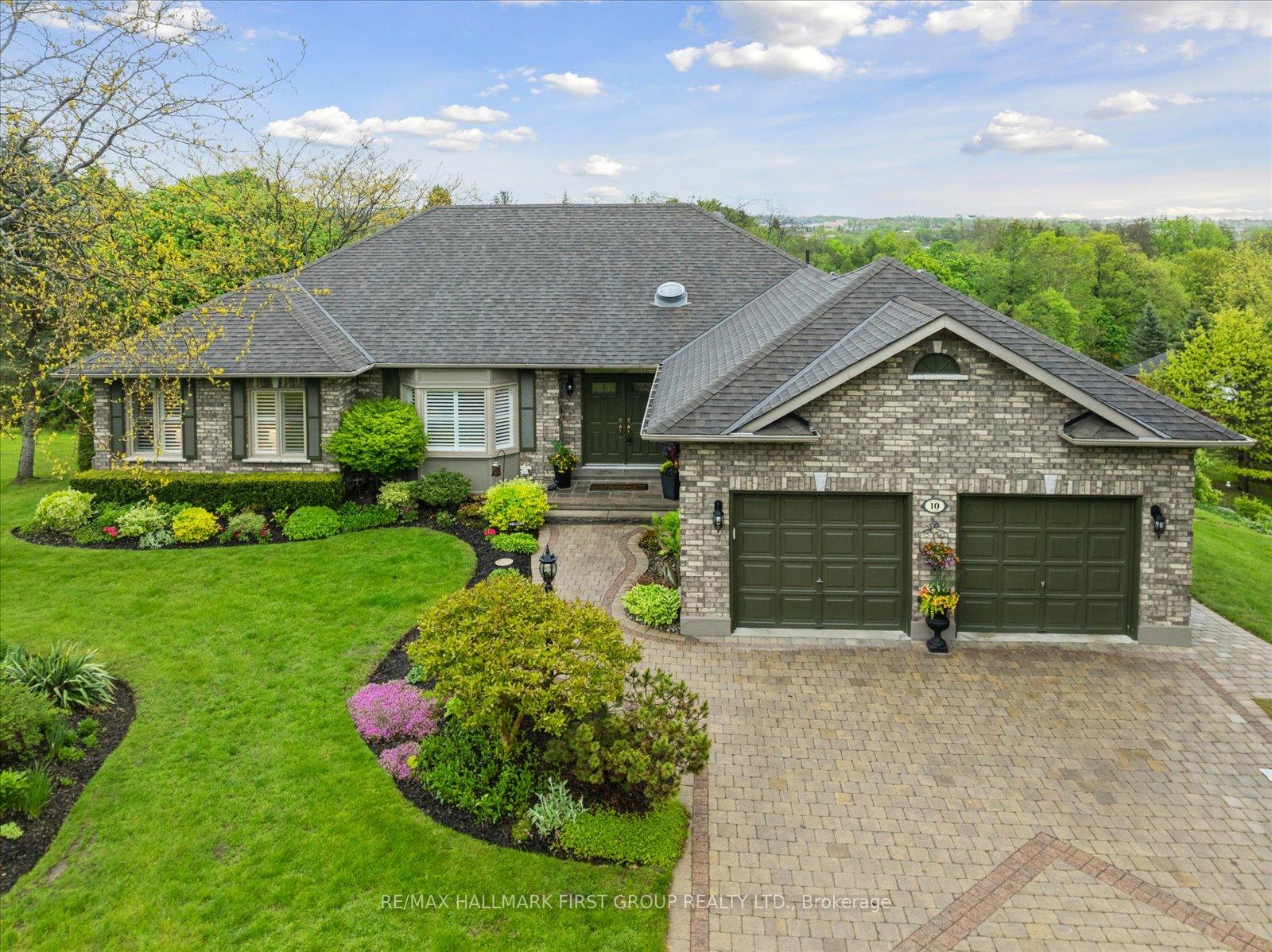 10 Sunrise Court, Cobourg, ON K9A 0W7