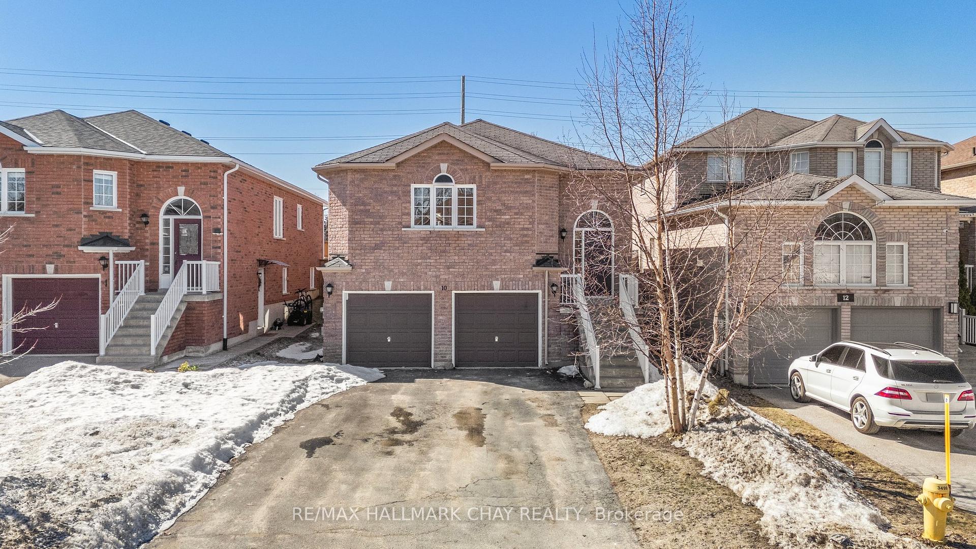 10 Tascona Court, Barrie, ON L4M 0C5