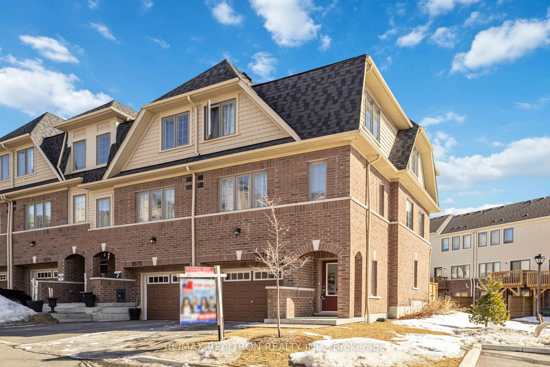 100 - 2674 Magdalene Path E, Oshawa, ON L1L 0R2