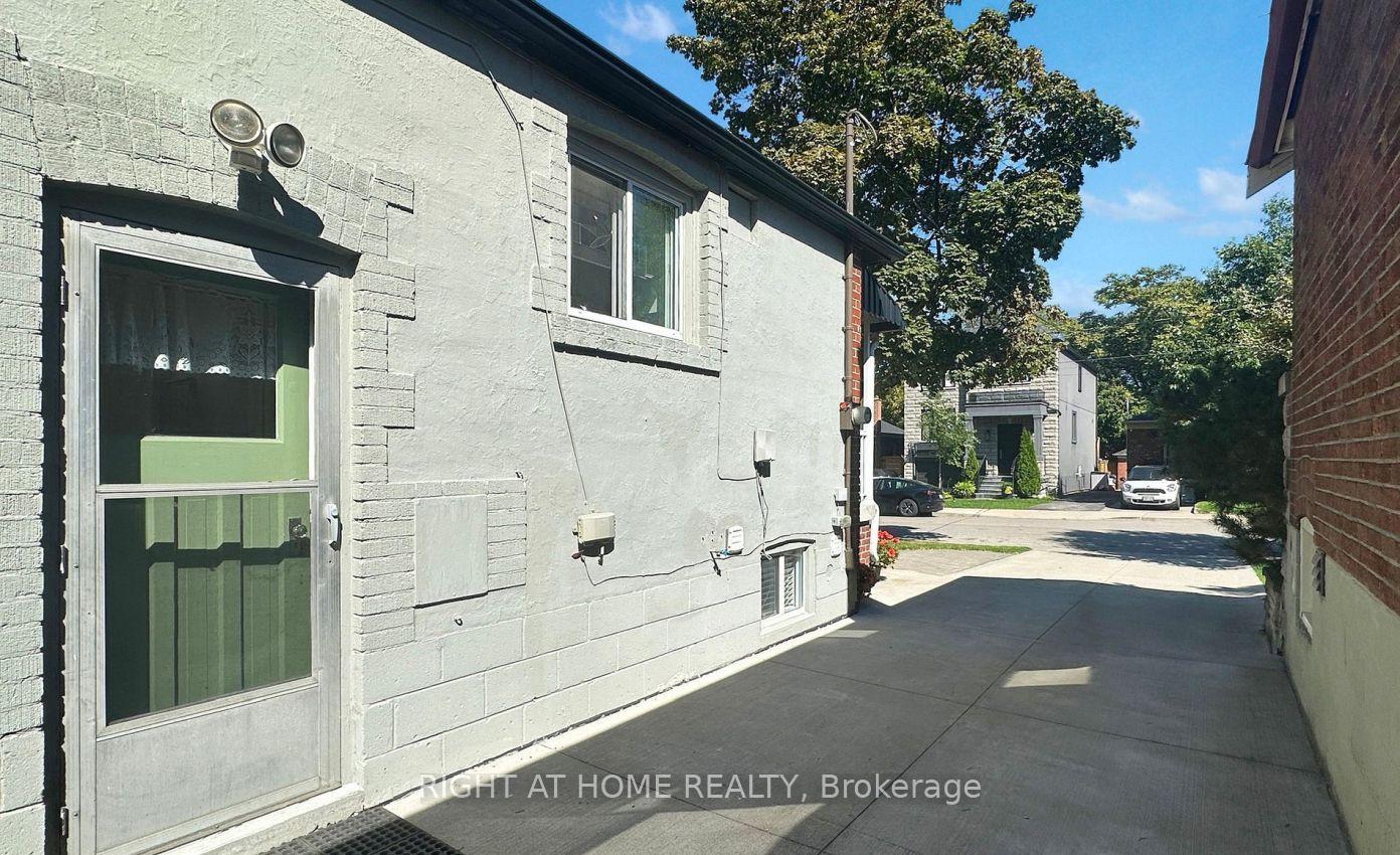 Basement - 100 Lankin Boulevard, Toronto, ON M4J 4X3