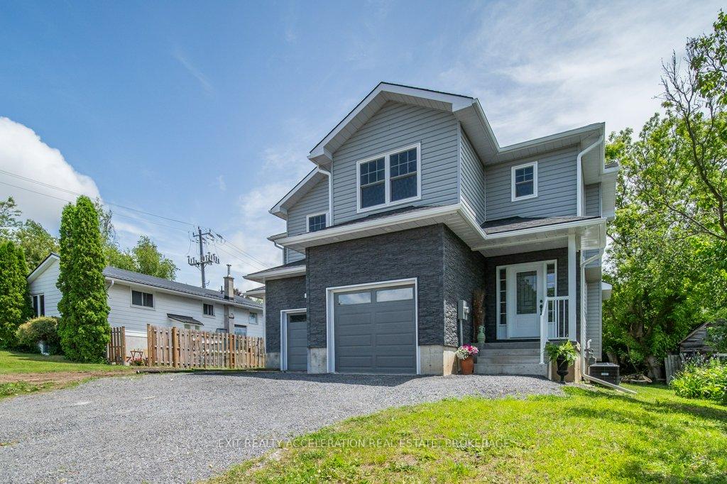 100 Palace Road, Greater Napanee, ON K7R 3B3
