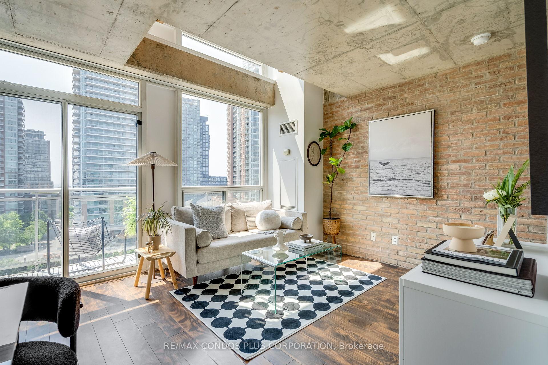 1001 - 1029 King Street W, Toronto, ON M6K 3M9