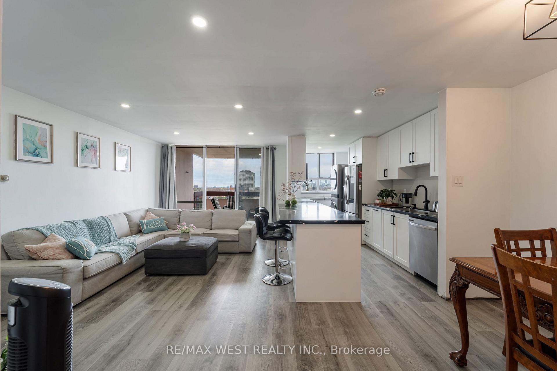 1001 - 1615 Bloor Street, Mississauga, ON L4X 1S2