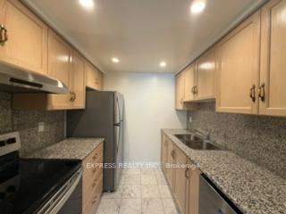 1001 - 168 Simcoe Street, Toronto, ON M5H 4C9