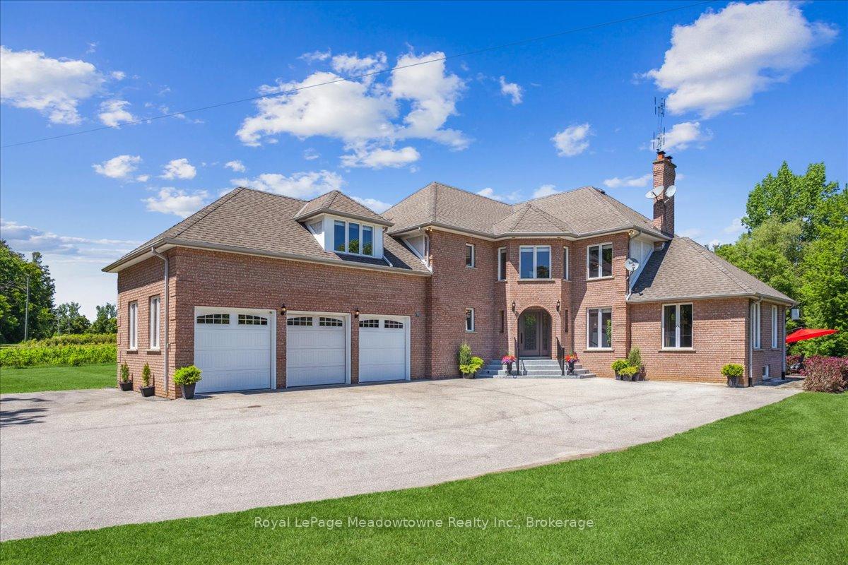 10011 HUME Court, Halton Hills, ON L9T 2X9