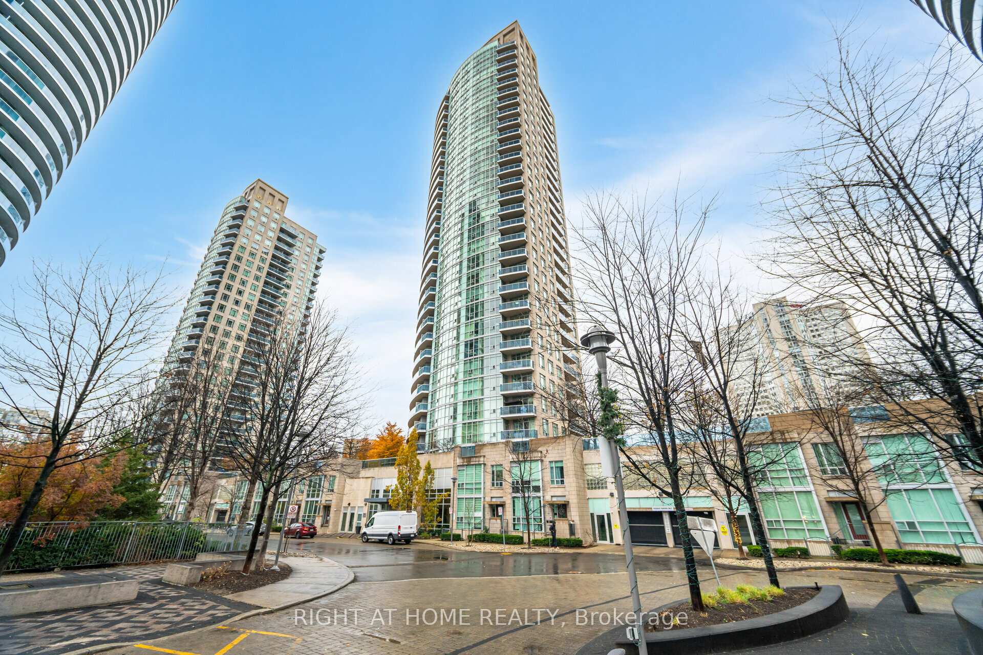 1002 - 70 Absolute Avenue, Mississauga, ON L4Z 0A4