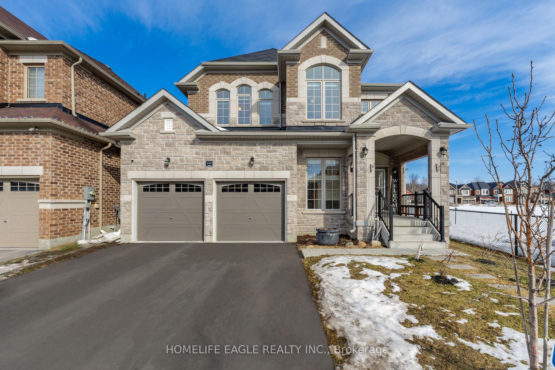 1002 Larter Street, Innisfil, ON L9S 0N4