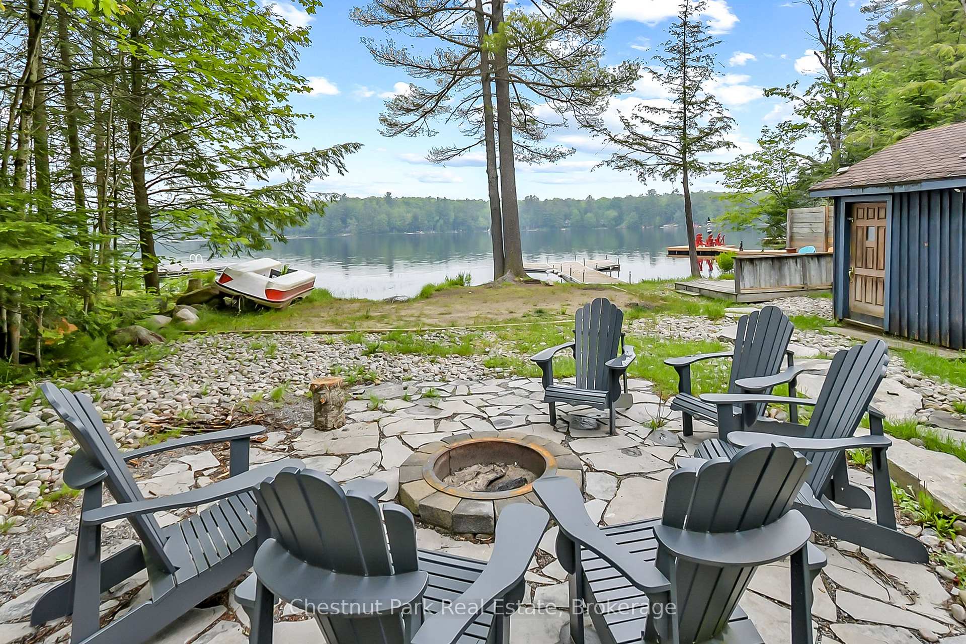 1002 Leech Lake Point Road, Bracebridge, ON P1L 1X3