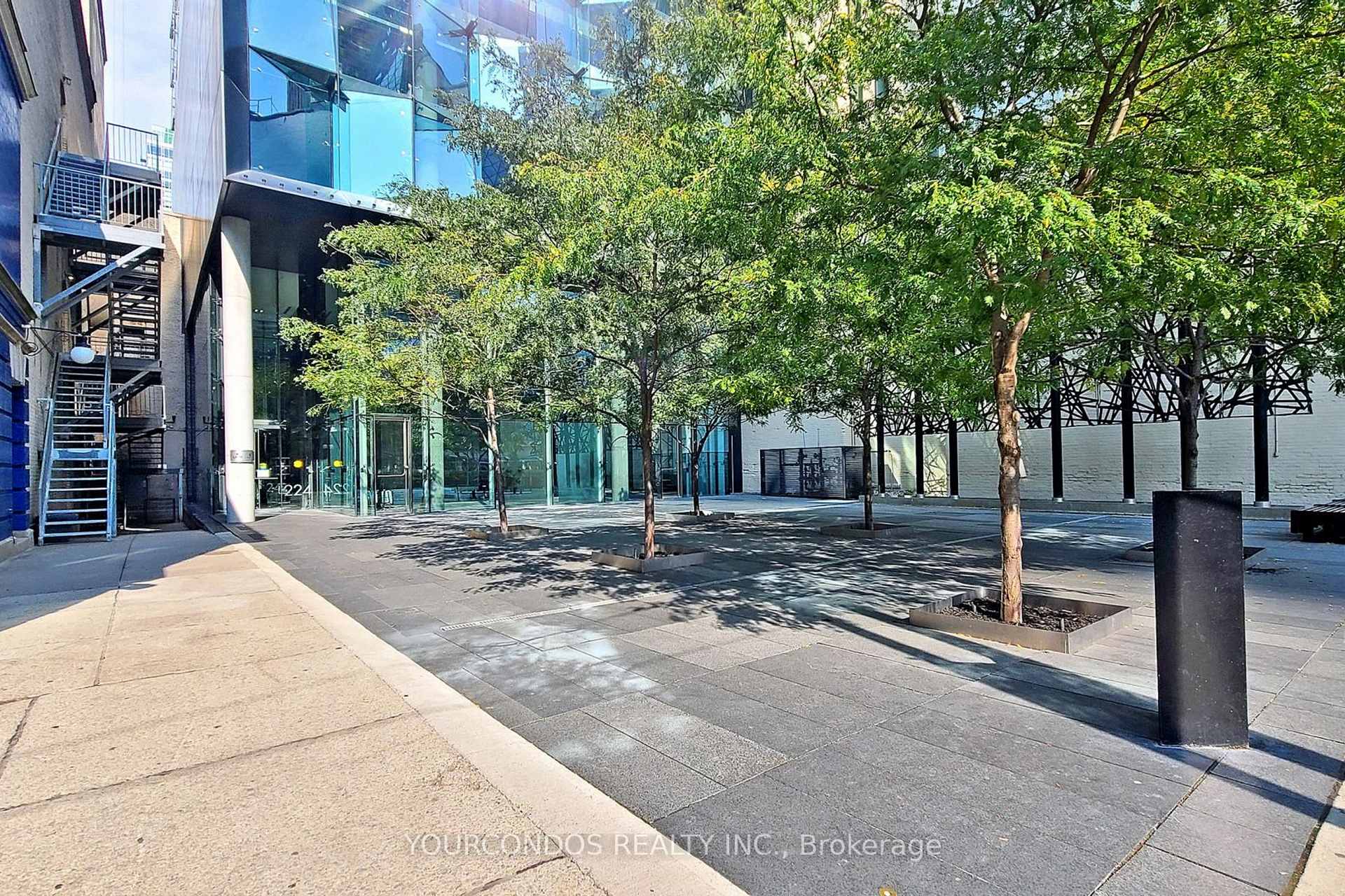 1003 - 224 King Street W, Toronto, ON M5H 0A6