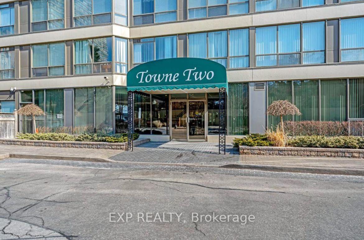 1003 - 55 Elm Drive W, Mississauga, ON L5B 3Z3