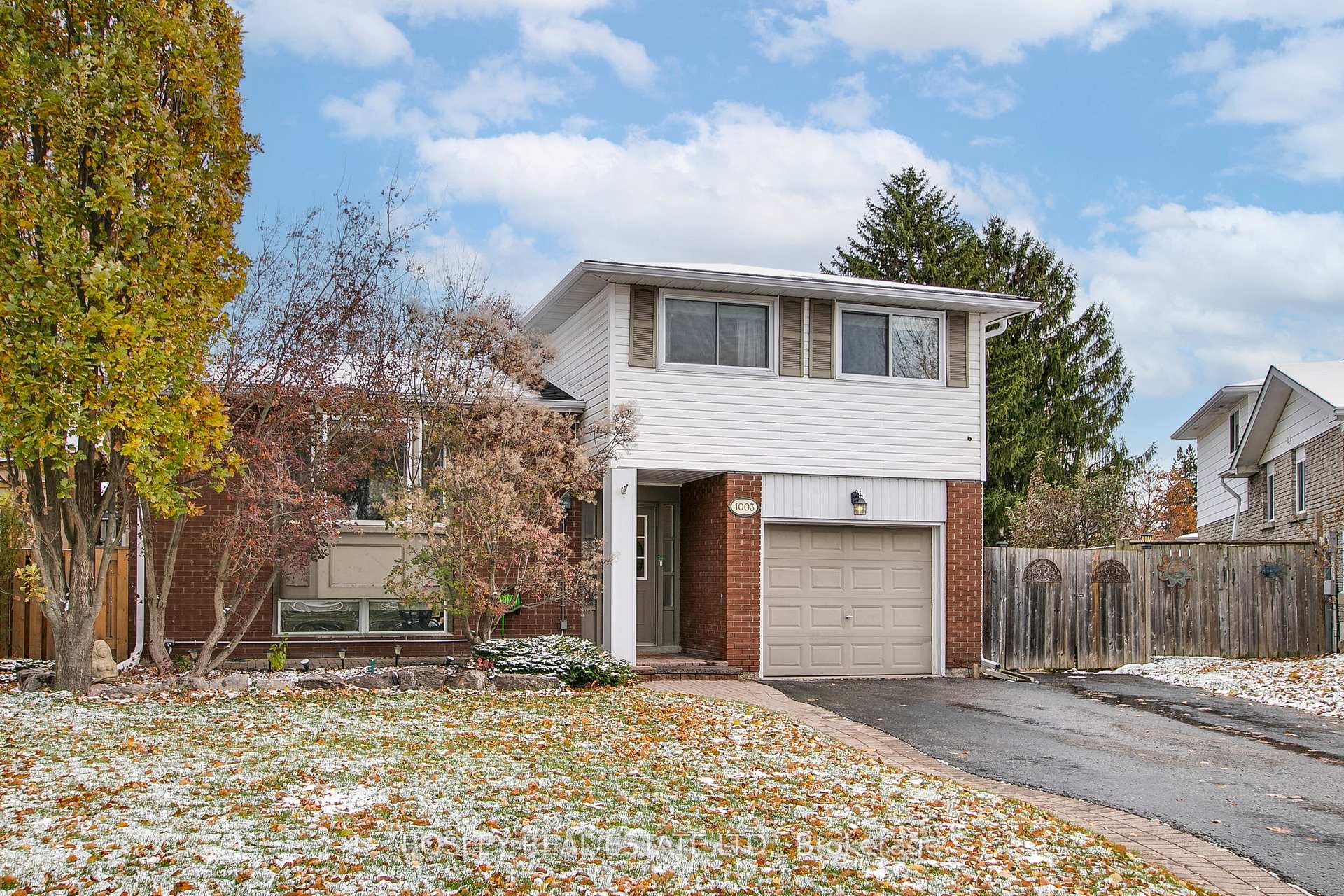 1003 Hawthorne Court, Oshawa, ON L1H 2H4