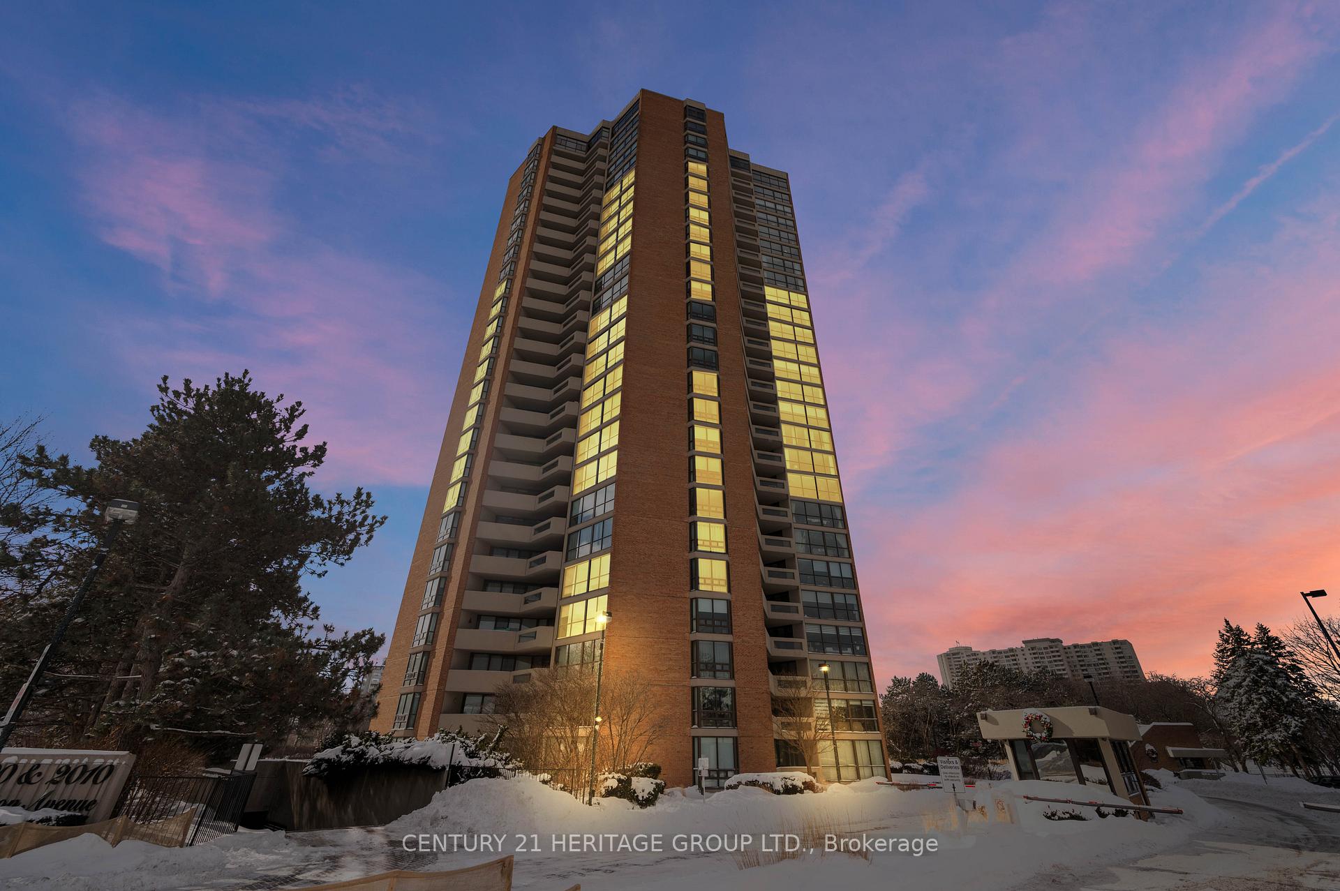 1006 - 2010 Islington Avenue, Toronto, ON M9P 3S8