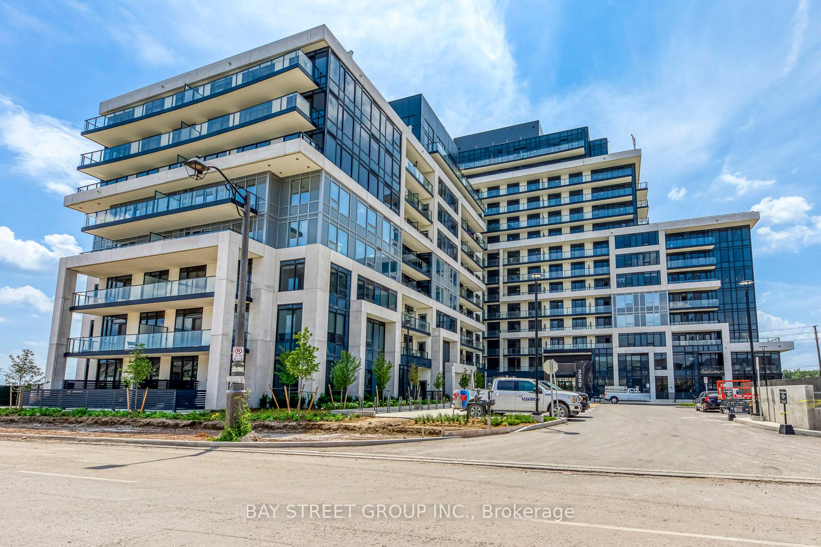 1006 - 3200 William Coltson Avenue, Oakville, ON L6H 7W6