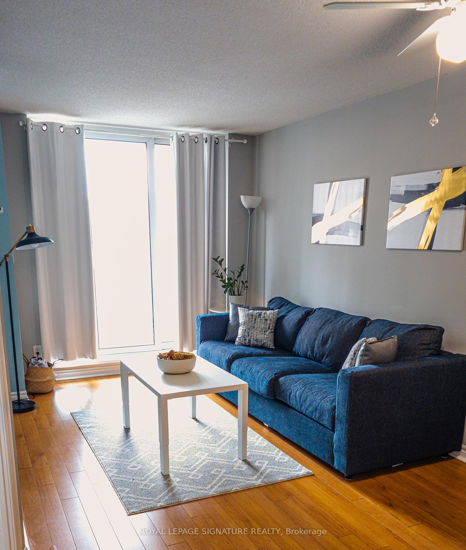 1007 - 33 Elm Drive, Mississauga, ON L5B 4M2