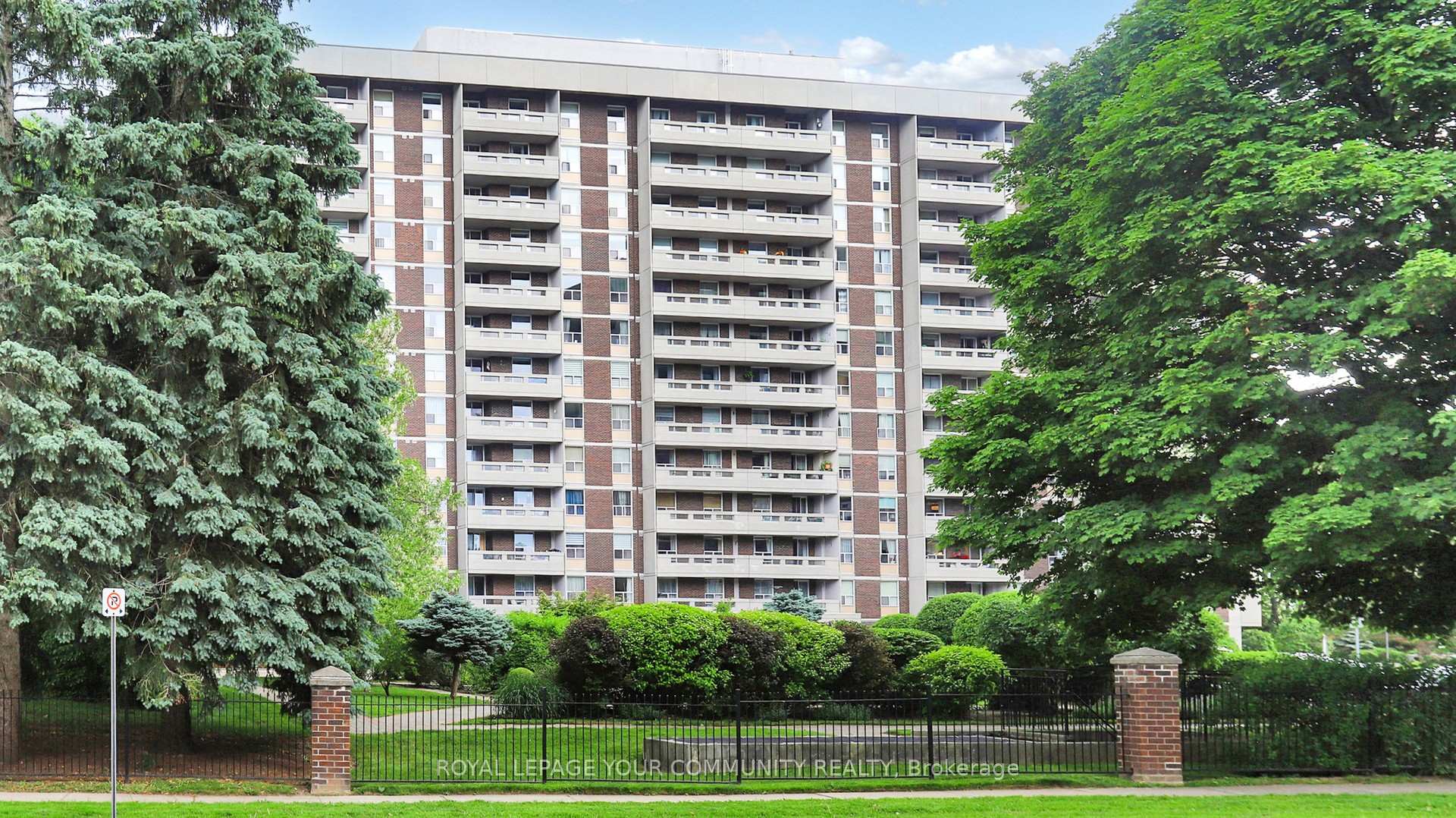 1008 - 50 Inverlochy Boulevard, Markham, ON L3T 4T6