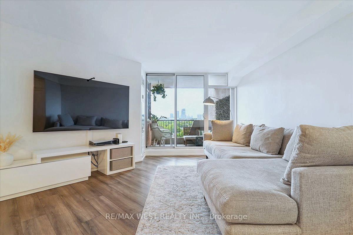 1008 - 7811 Yonge Street, Markham, ON L3T 4S3
