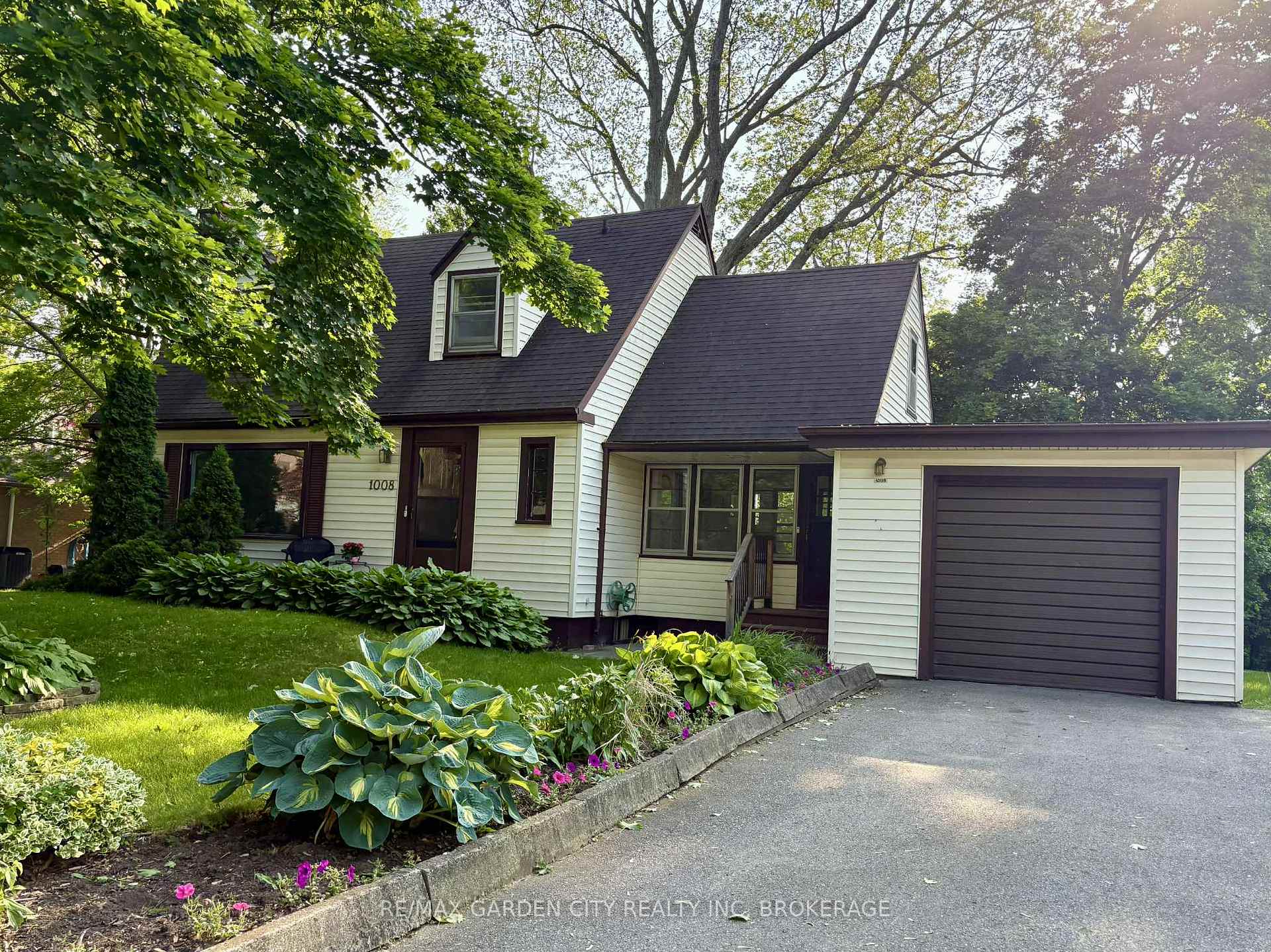 1008 Haist Street, Pelham, ON L0S 1E4