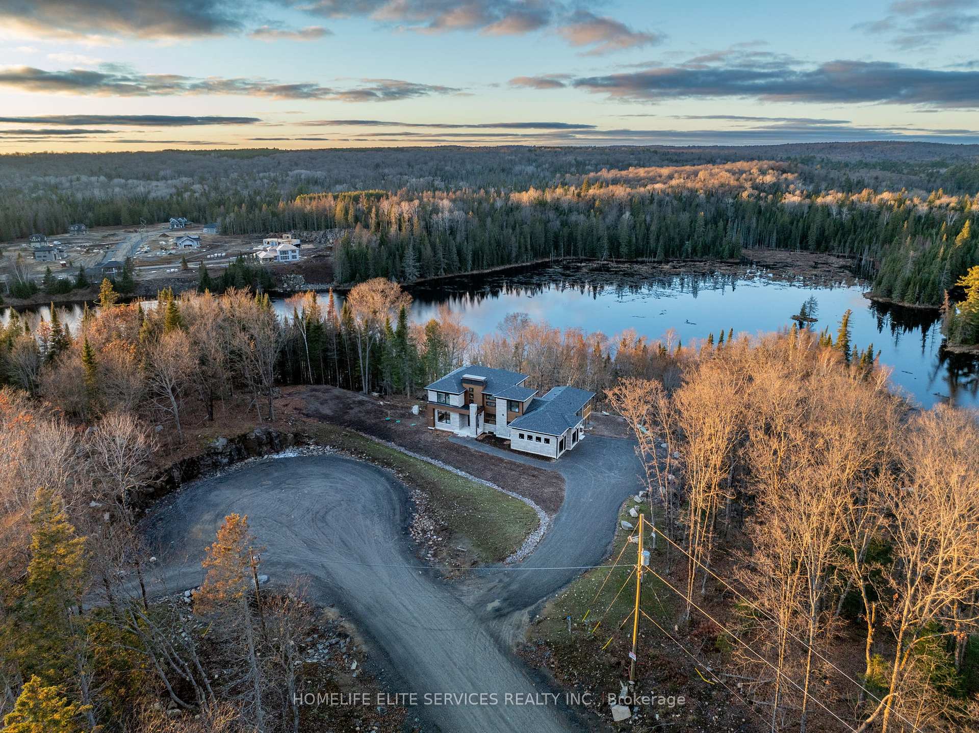 1008 Napier Court, Lake of Bays, ON P1H 0K1