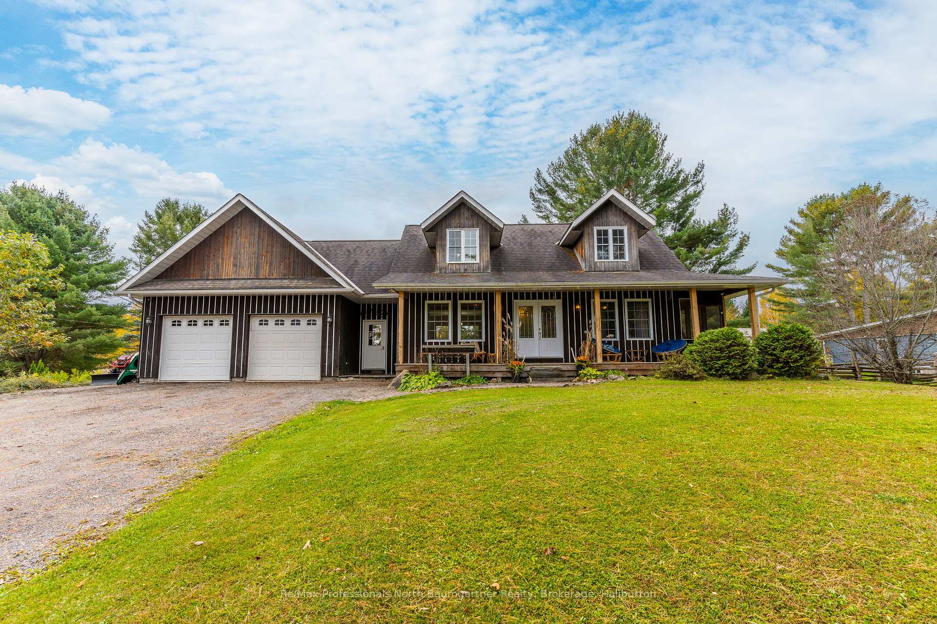 1008 NOR VEL Drive, Algonquin Highlands, ON K0M 1J1