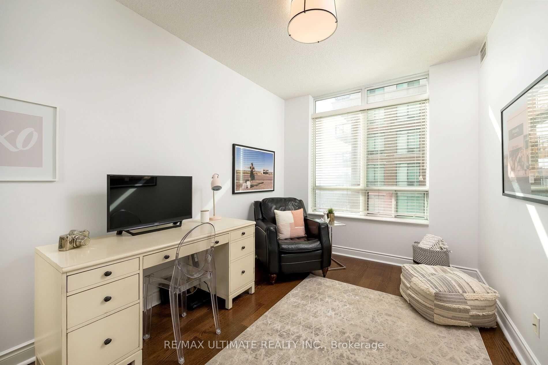 1009 - 319 Merton Street, Toronto, ON M4S 1A7