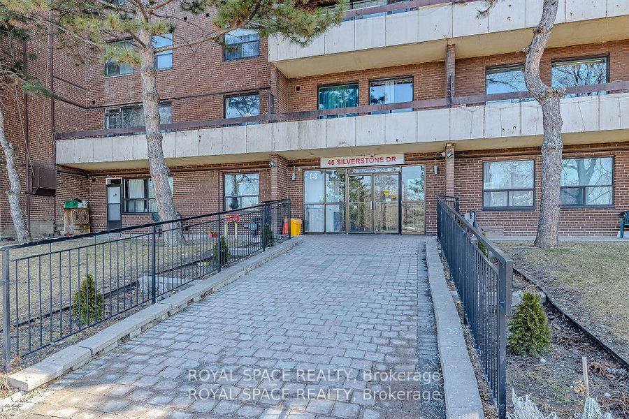 1009 - 45 Silverstone Drive, Toronto, ON M9V 4B1