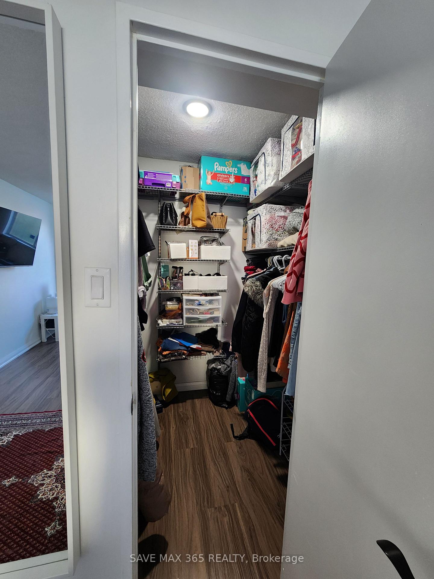 101 - 120 Dundalk Drive, Toronto, ON M1P 4V9