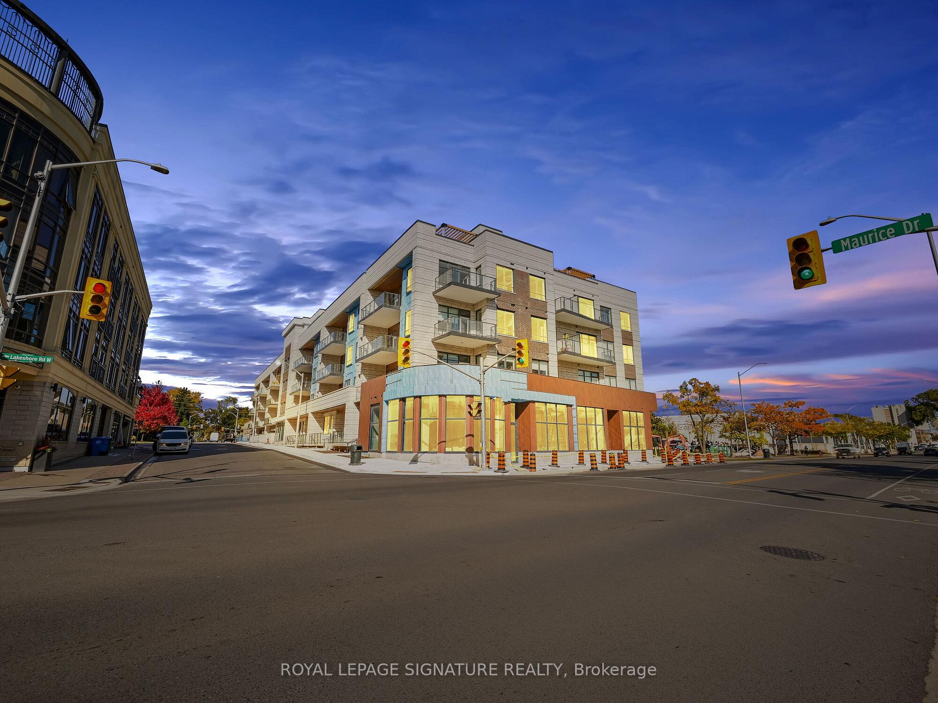 101 - 123 Maurice Drive, Oakville, ON L6K 2W6