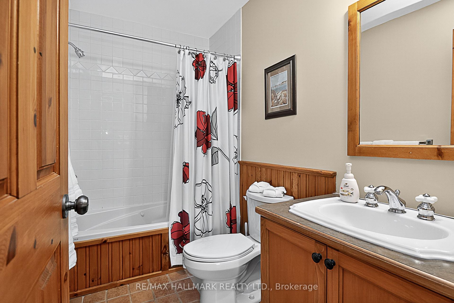 101 - 184 Snowbridge Way, Blue Mountains, ON L9Y 0V1